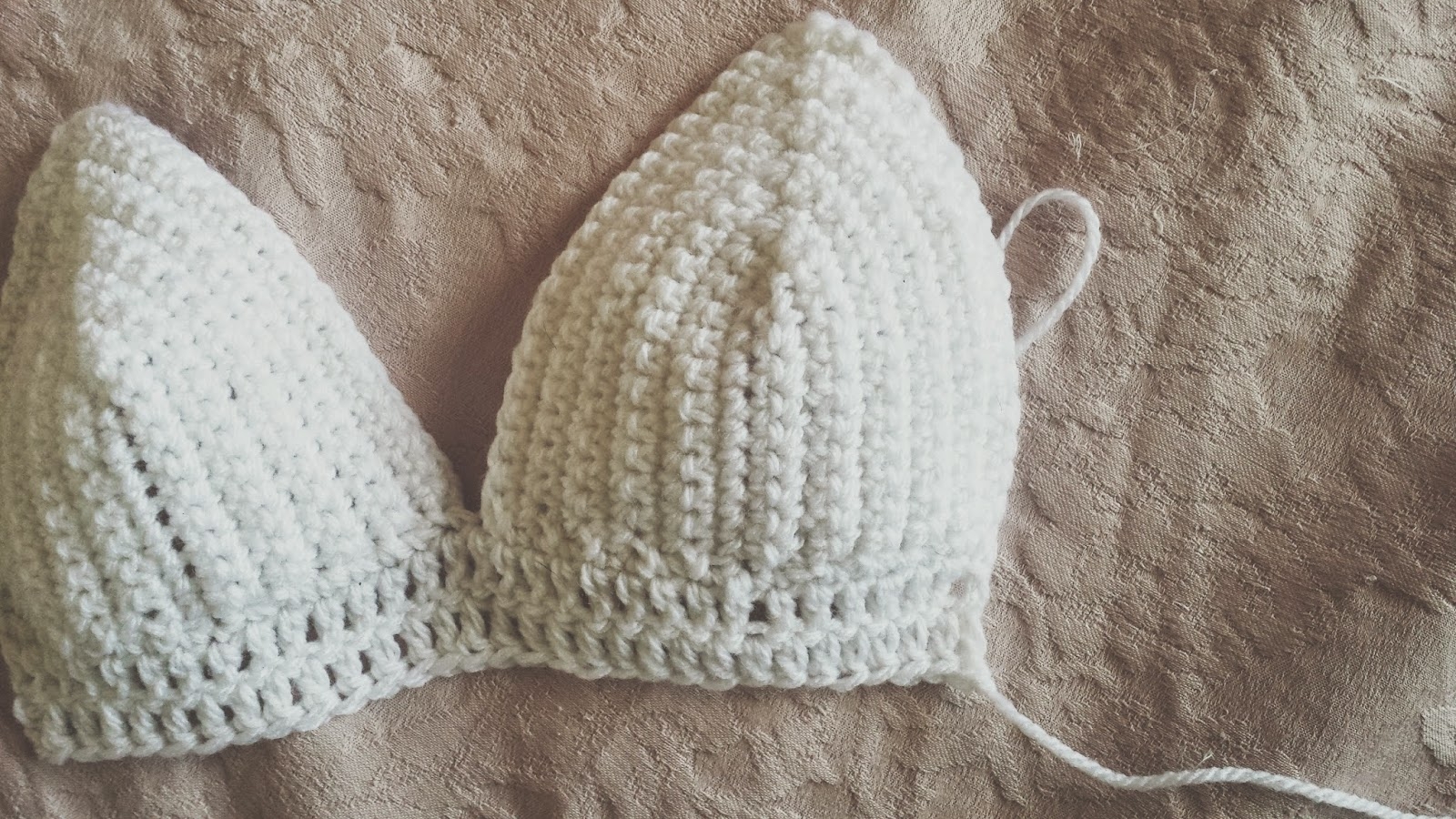 Elegant Crochet Bikini Top Pattern - trendcrochets.com