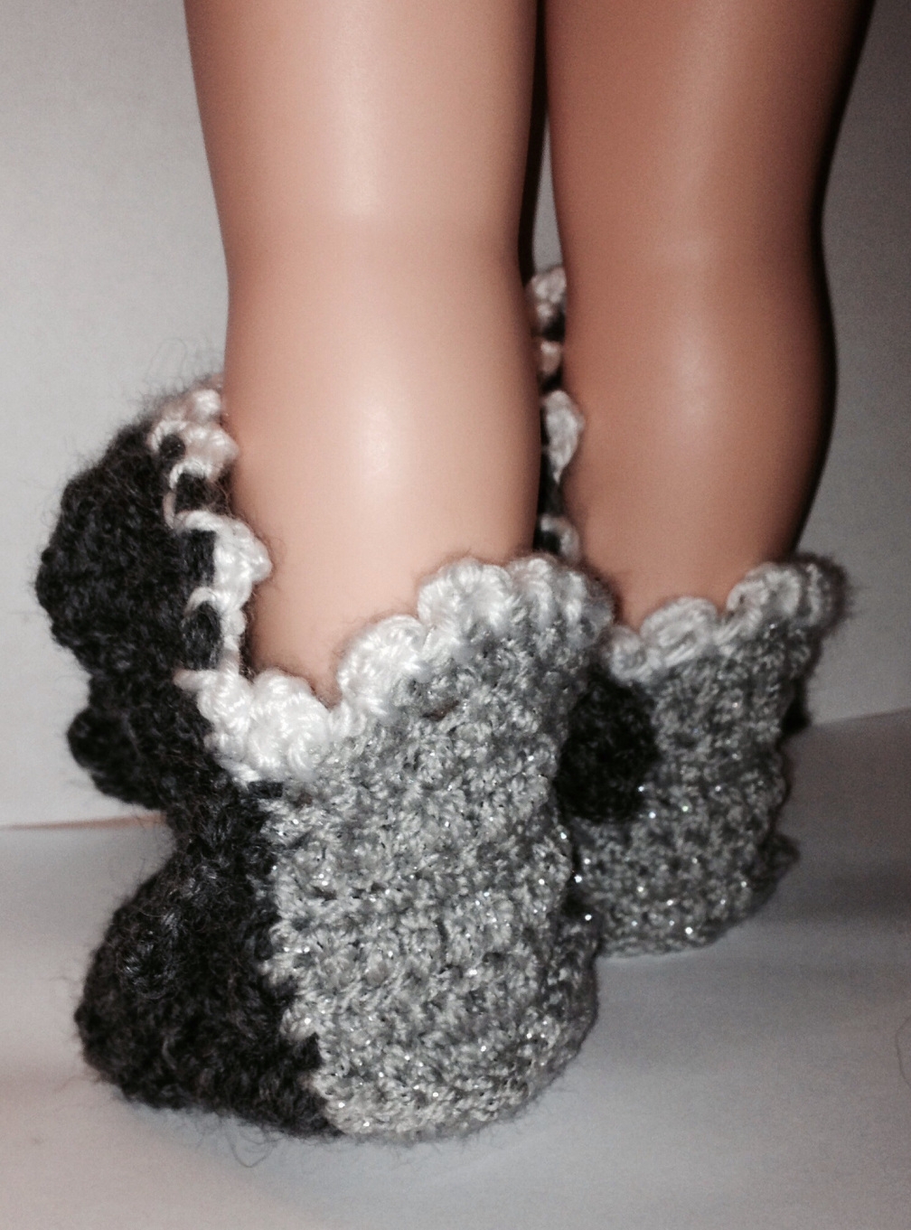 Shark Slippers Crochet Pattern 5 Free Patterns For Crochet Shark ...