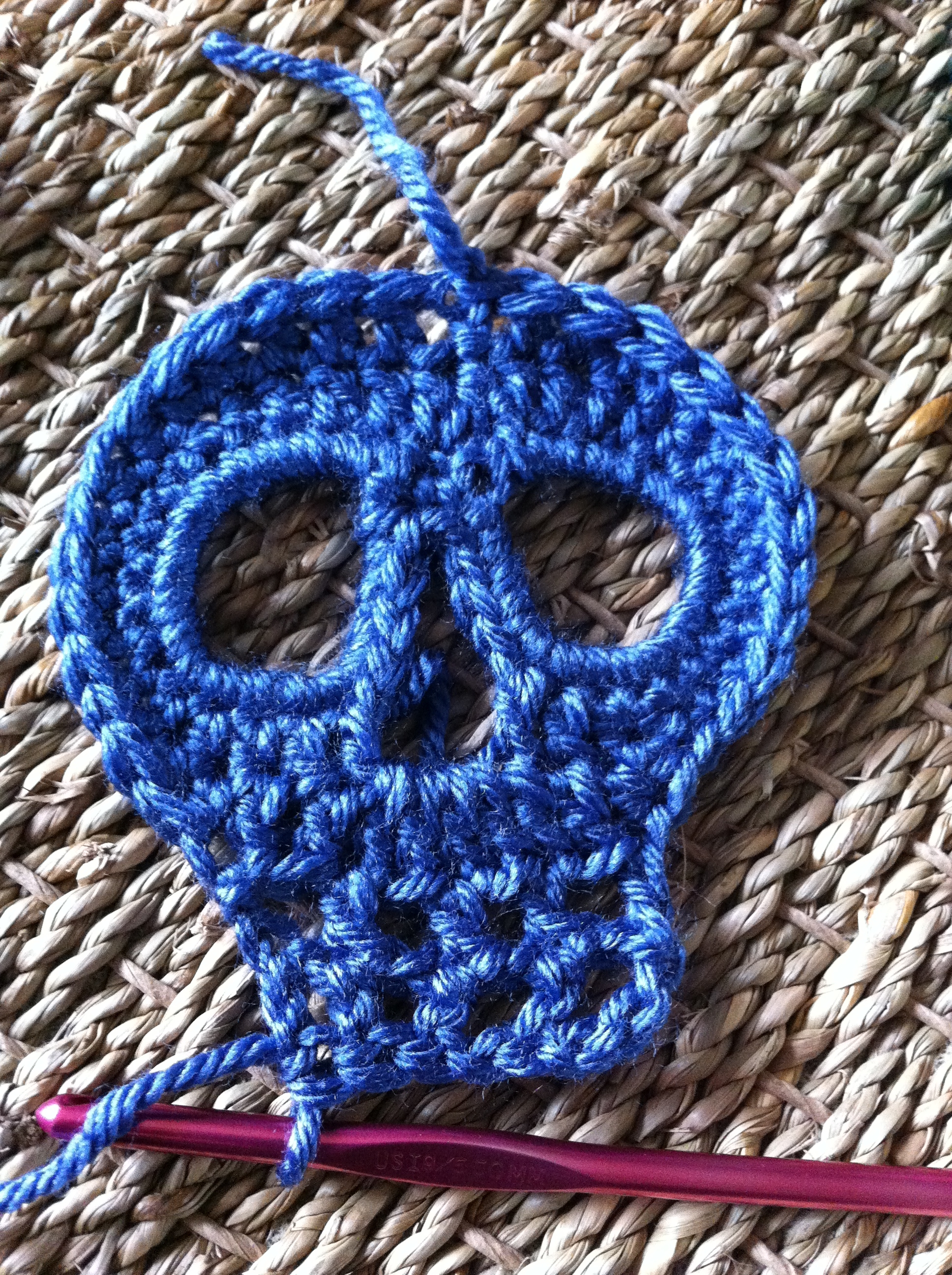 Skull Crochet Pattern Day Of The Dead Skull Motif Kristinskrazyknits 